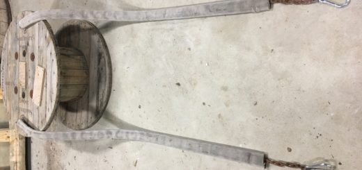 Hanging Log Platform - Wild Enrichment