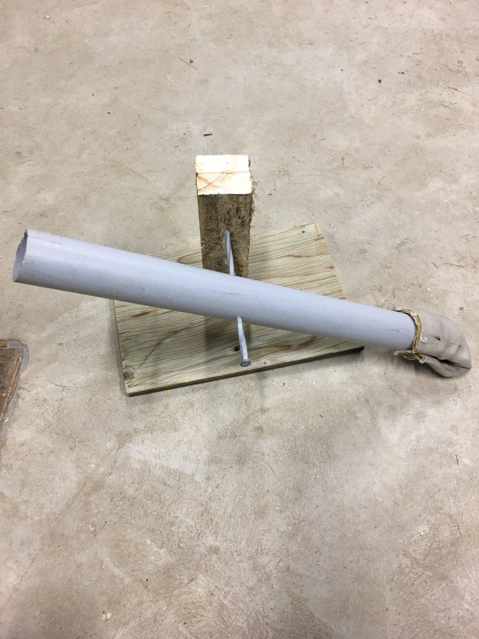 PVC Teeter Feeder